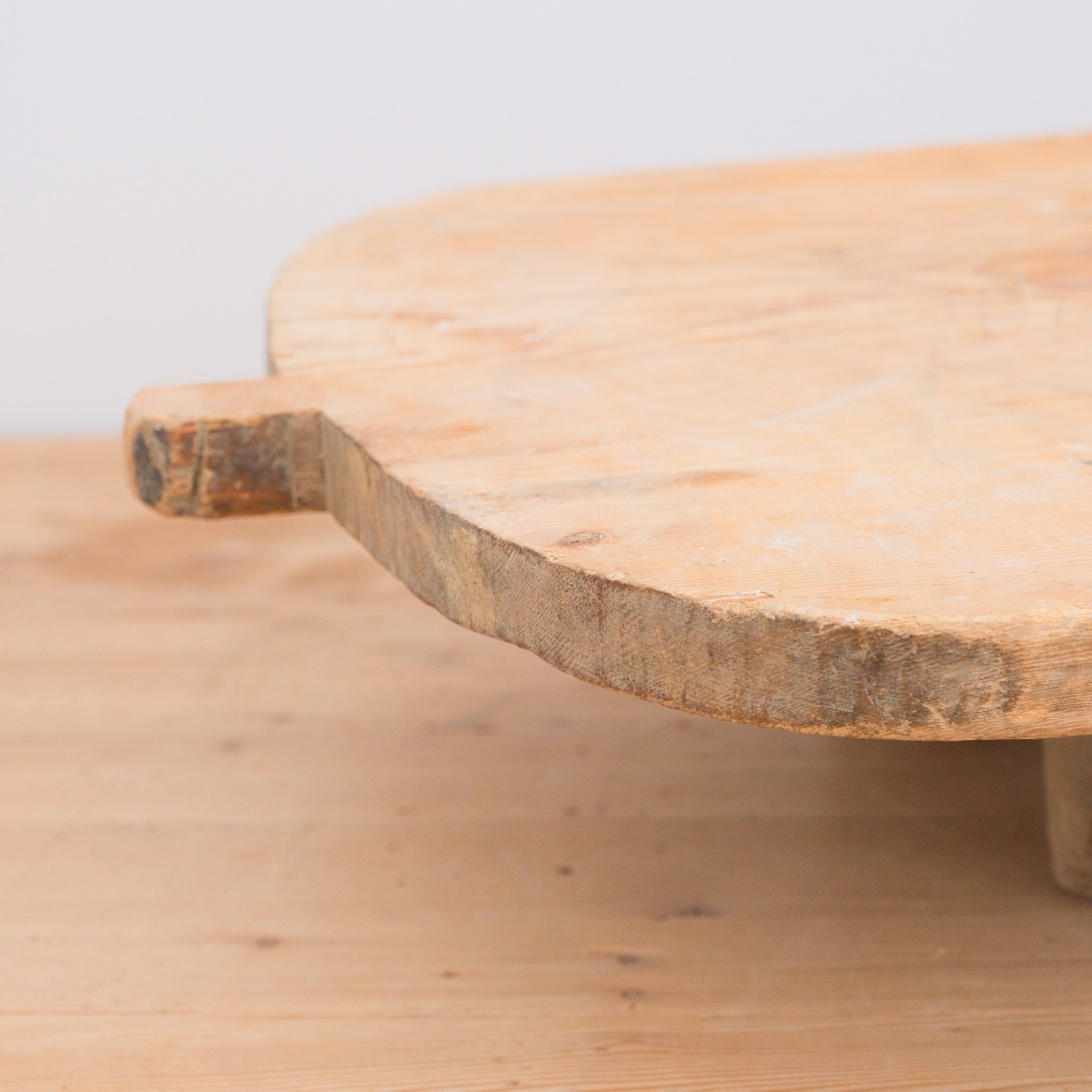 Wooden Bread Tray 02 – Zuma Imports