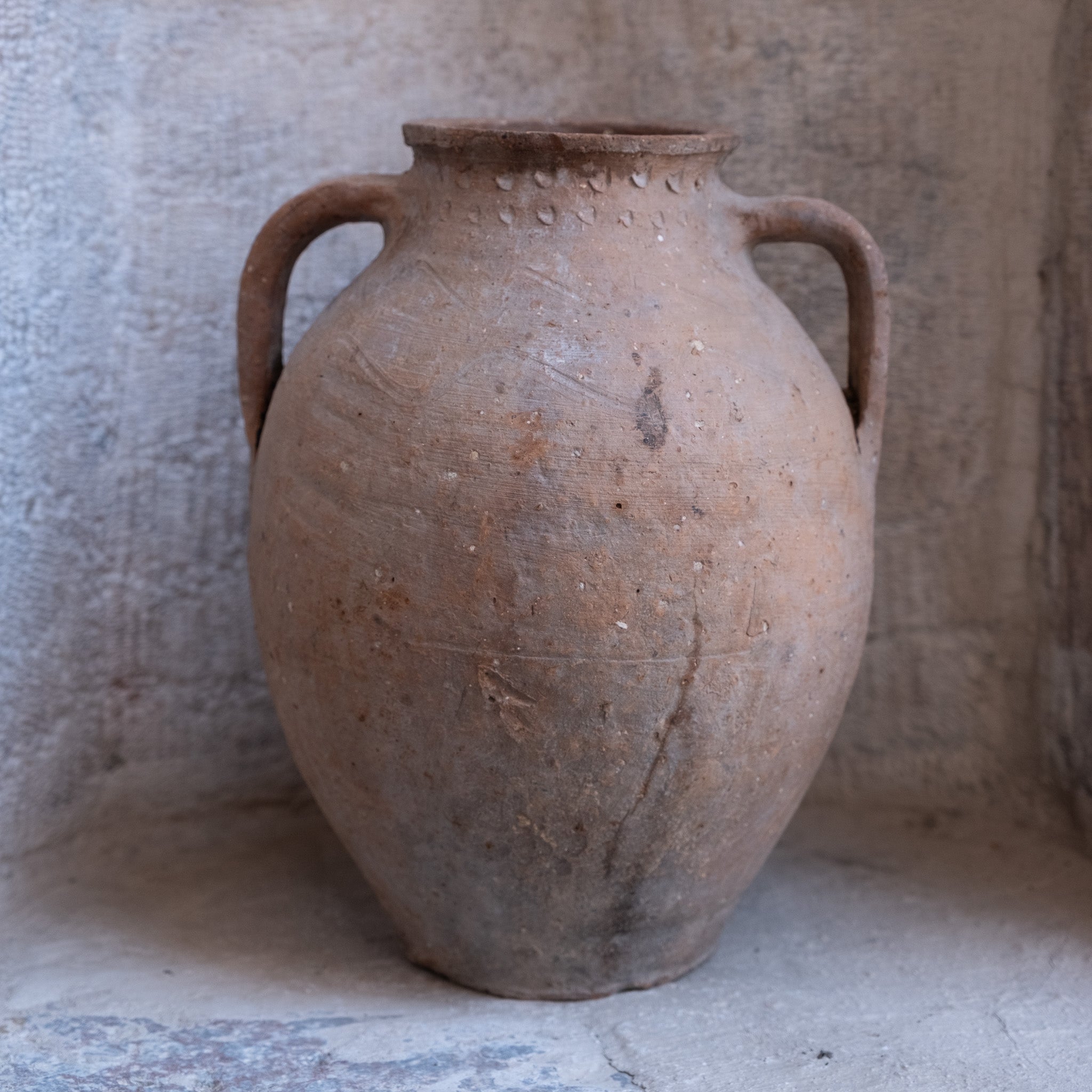Olive Jar 505 (13x31) – Zuma Imports