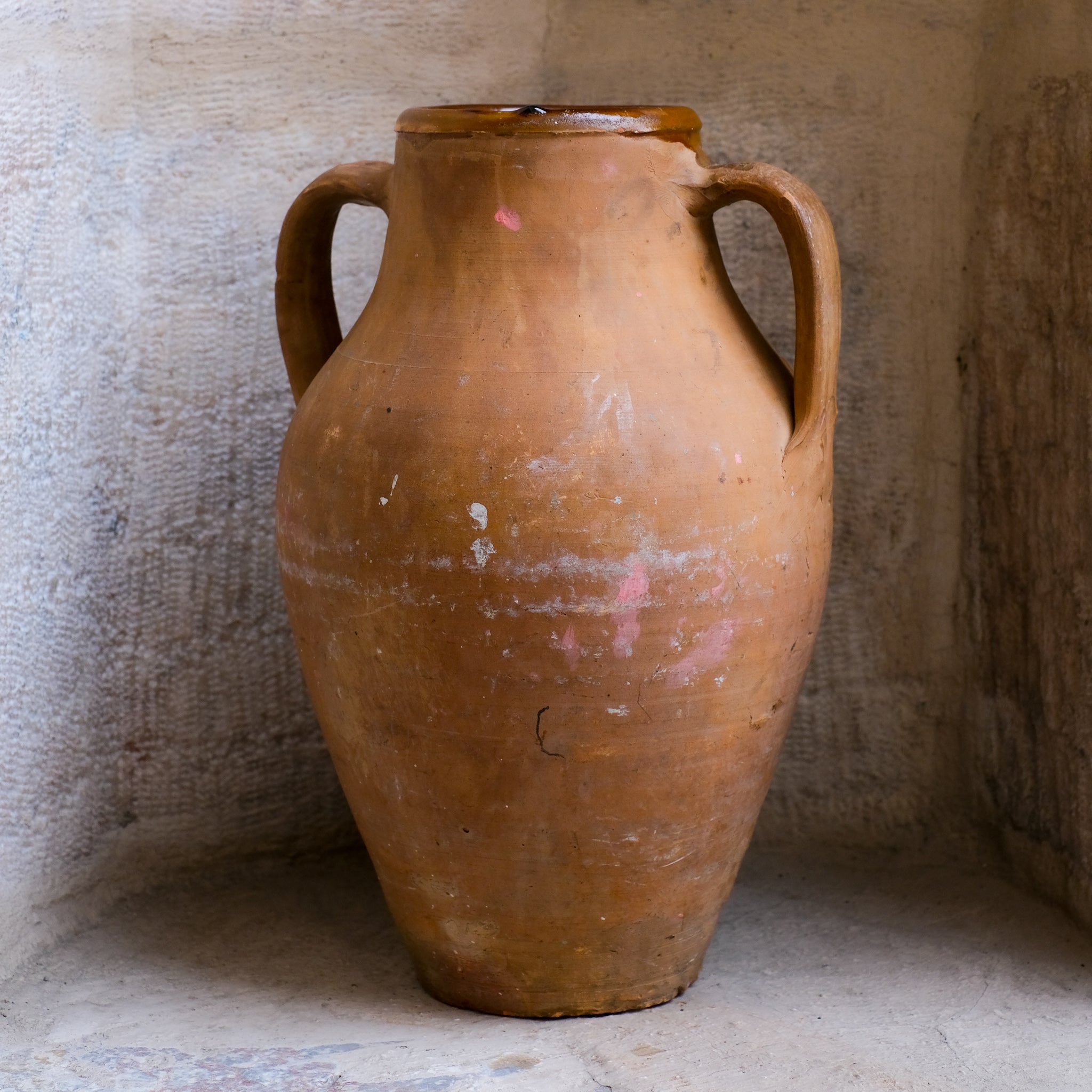 Olive Jar 35 (15x31) – Zuma Imports